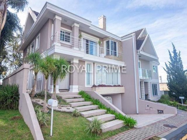 Sobrado em Condomínio, Mobiliado com Quintal e 4 dormitórios, 270 m² Para Venda e Locação Orlean