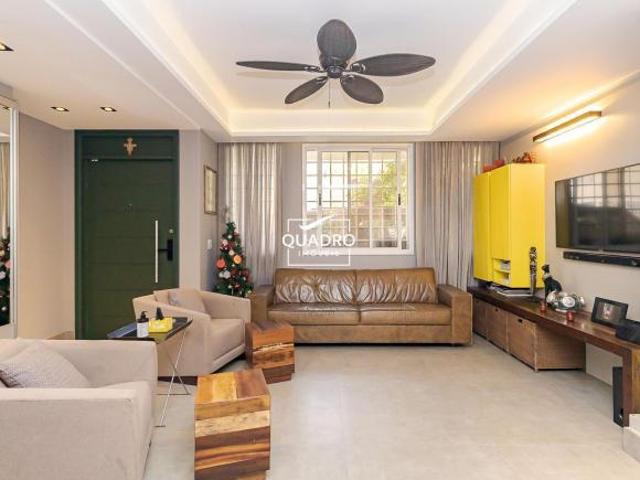 Sobrado em condomínio no Jardim Social – 204 m²