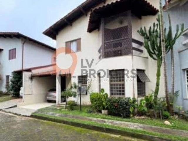SOBRADO EM CONDOMINIO NO MOGI MODERNO 3 DORMITÓRIOS SENDO 1 SUITE