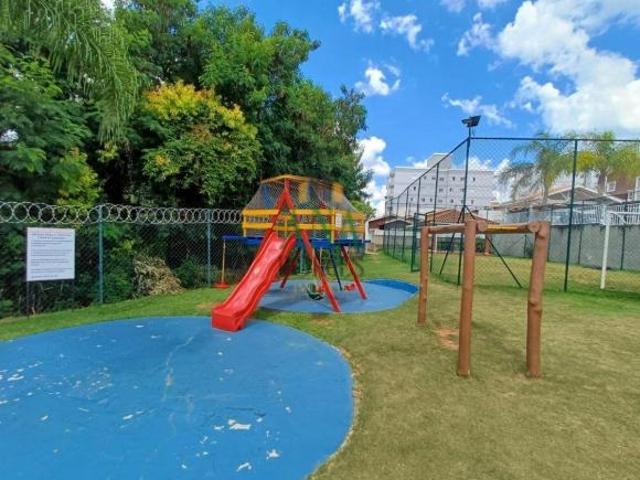 Sobrado em condomínio na Zona Leste