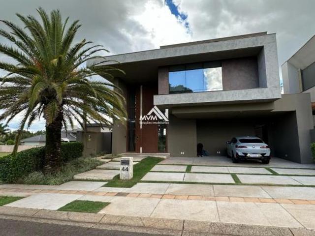 Sobrado em Condomínio para Venda em Campo Grande, Residencial Damha, 4 dormitórios, 4 suítes, 6 banh