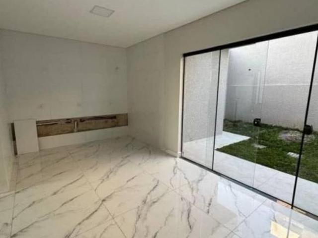 Sobrado em Condomínio para Venda em Curitiba, Xaxim, 3 dormitórios, 1 suíte, 3 banheiros, 2 vagas