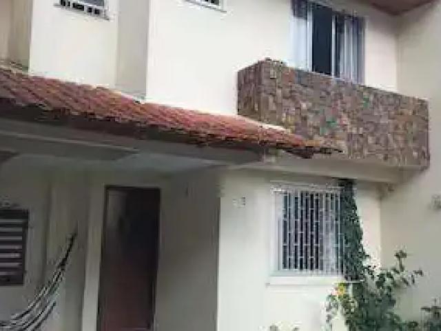 Sobrado em Condomínio para Locação em Curitiba, Santa Felicidade, 3 dormitórios, 1 suíte, 2 banheiros, 2 vagas