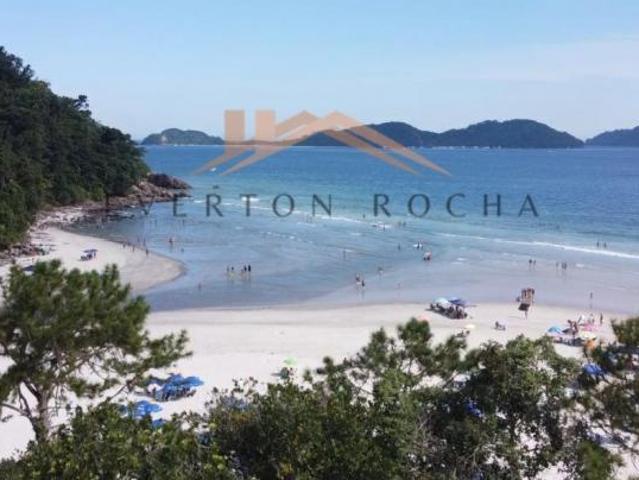 Sobrado em condomínio pé na areia para venda em Juquehy com 5 suítes piscina privativa e mezanino