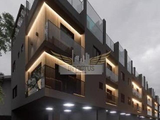 Sobrado em Condomínio Residencial com 3 Quartos e Elevador para Comprar, 167m² Bairro Jardim, Sant