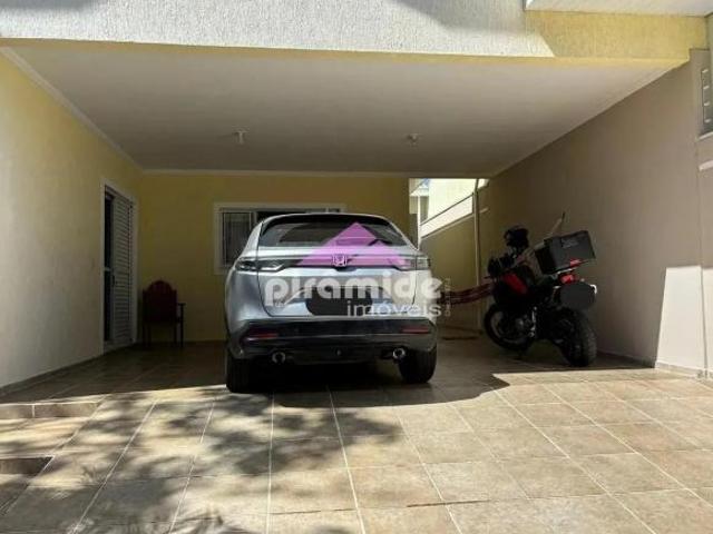 Sobrado em Condomínio Vila Patrícia, São José dos Campos/SP de 230m² 4 quartos à venda por R$ 1.010