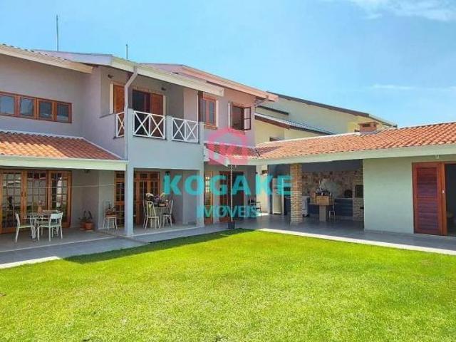 Sobrado em Conjunto Residencial Esplanada do Sol, São José dos Campos/SP de 250m² 4 quartos à venda