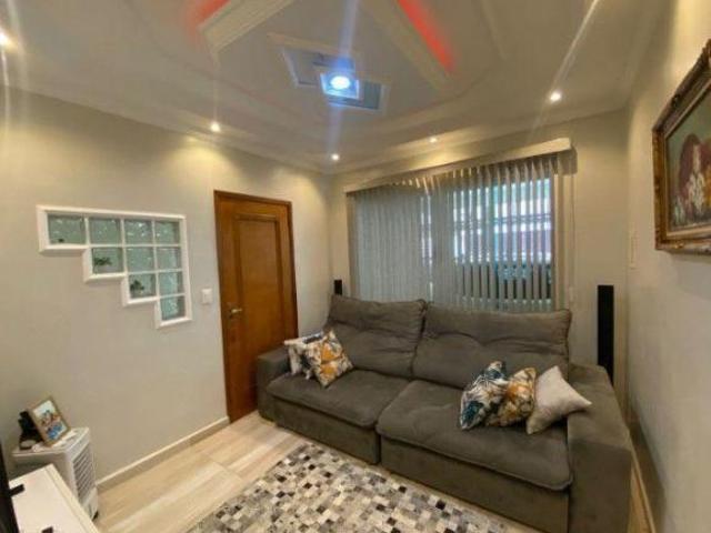 Sobrado em Conjunto Residencial Irai, Suzano/SP de 200m² 3 quartos à venda por R$ 590.000,00