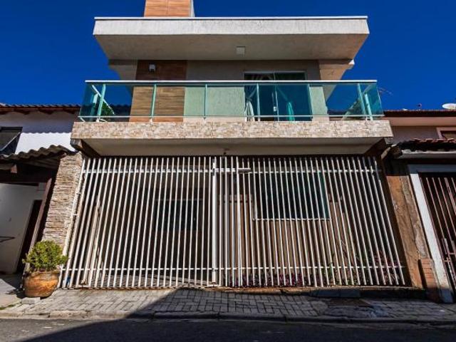 Sobrado em Conjunto Residencial para venda Xaxim
