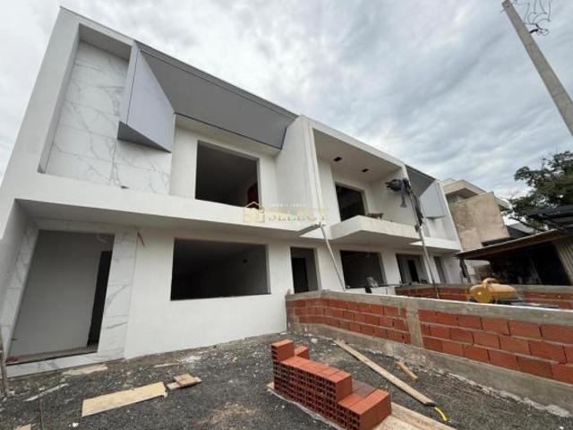 Sobrado em Construção com Churrasqueira e Sacada em Canoas Igara