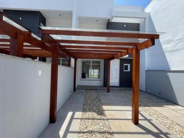 Sobrado em construção de alto padrão, ideal para quem busca conforto, modernidade e sofisticação