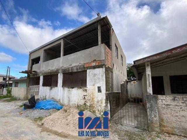 Sobrado em construção no Tabuleiro