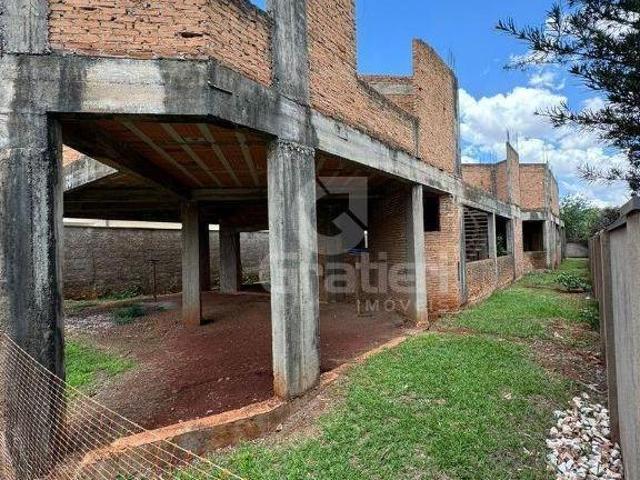 SOBRADO EM CONSTRUCAO NO PORTAL DOS OITIS
