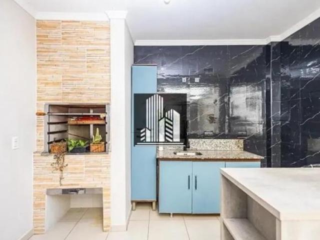 Sobrado em Cresciúma, Caieiras com 210m²