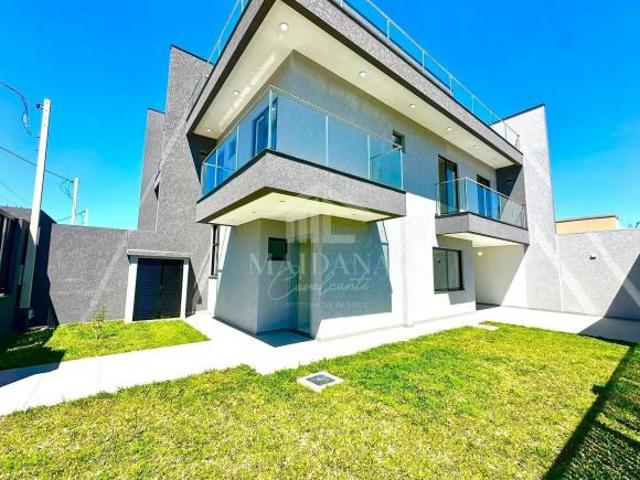 Sobrado em Cruzeiro, São José dos Pinhais/PR de 144m² 3 quartos à venda por R$ 1.298.000,00