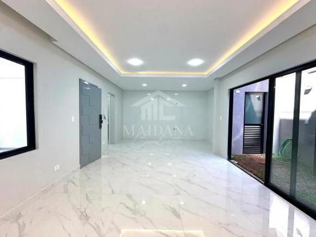 Sobrado em Cruzeiro, São José dos Pinhais/PR de 176m² 3 quartos à venda por R$ 1.398.000,00