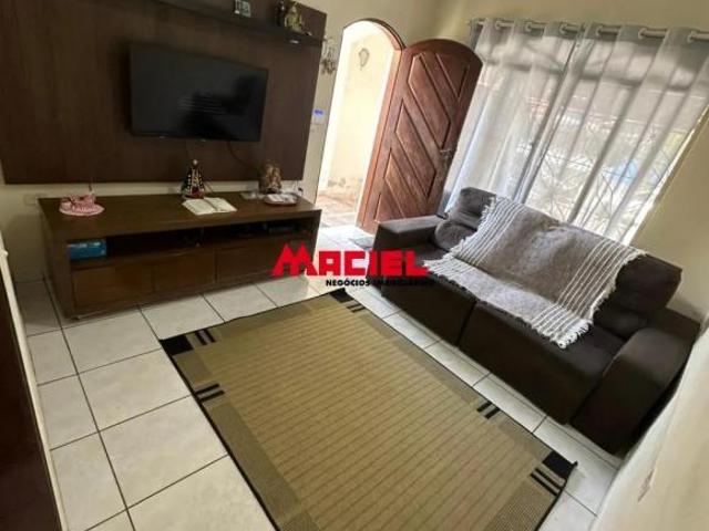 Sobrado em excelente localização Jd Morumbi 3 quartos / 1 suíte / 2 vagas