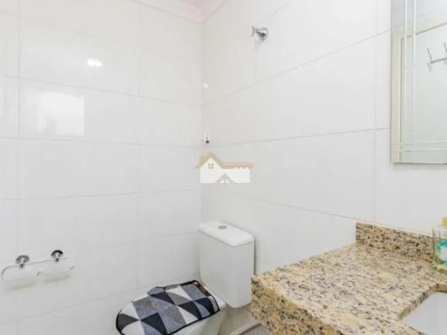 Sobrado em Embaré, Santos com 240m²