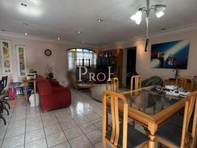 Sobrado em Fundação, São Caetano do Sul/SP de 298m² 3 quartos à venda por R$ 930.000,00