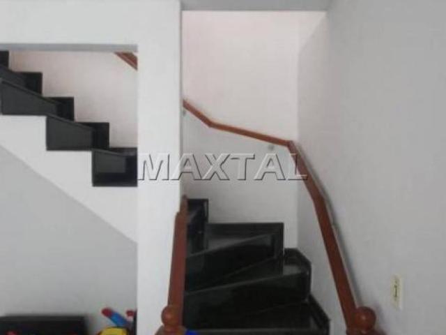 Sobrado em Furnas Zona Norte, 2 Amplos dormitórios, sala para 2 ambientes, 2 banheiros e 2 vagas