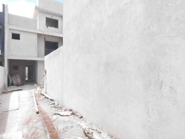 Sobrado em Fazendinha, Curitiba/PR de 125m² 3 quartos à venda por R$ 750.000,00