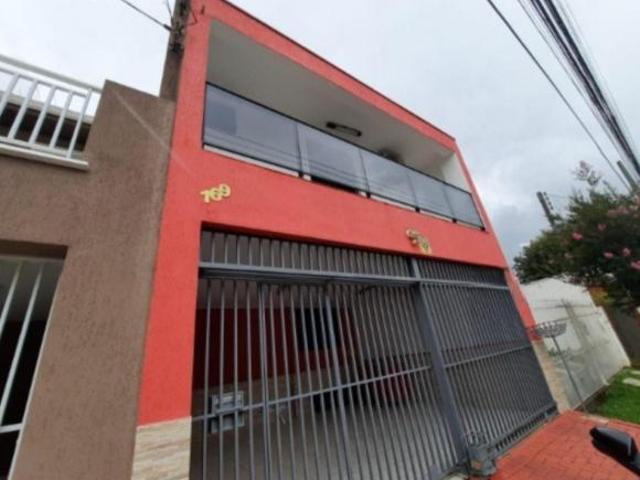 Sobrado em Fazendinha, Curitiba/PR de 150m² 4 quartos à venda por R$ 650.000,00