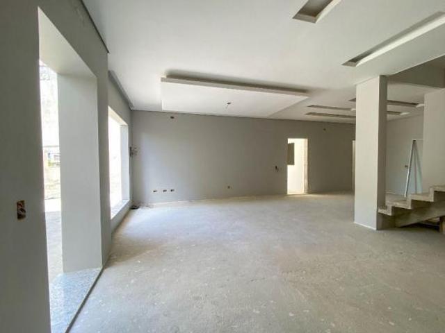 Sobrado em Fazendinha, Curitiba/PR de 184m² 3 quartos à venda por R$ 990.000,00