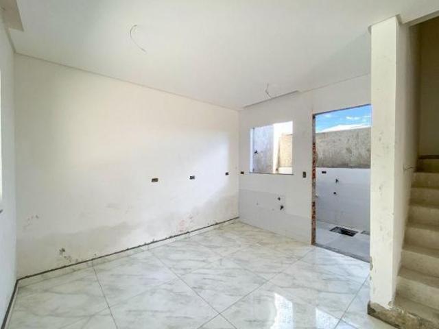 Sobrado em Fazendinha, Curitiba/PR de 204m² 4 quartos à venda por R$ 1.200.000,00