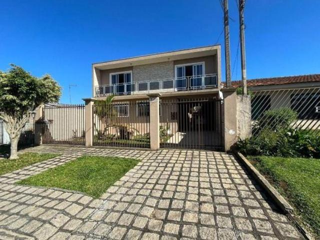 Sobrado em Fazendinha, Curitiba/PR de 368m² 6 quartos à venda por R$ 1.450.000,00