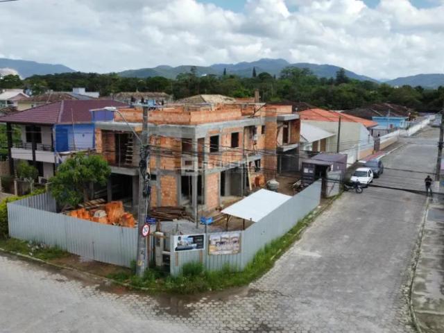 Sobrado em Forquilhas São José