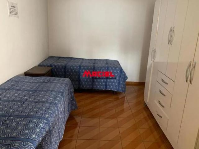 SOBRADO EM FRENTE AO SHOPING CENTERVALE, OTIMA LOCALIZAÇÃO, GRANDE POTENCIAL PARA COMERCIO, POSSUI Q