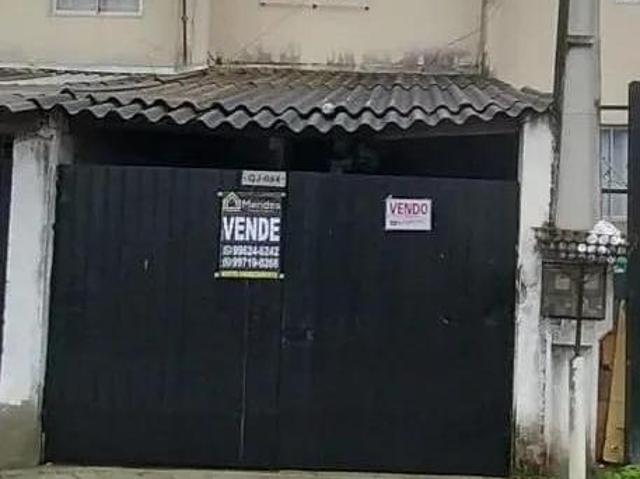 Sobrado em Ganchinho, Curitiba/PR de 60m² 2 quartos à venda por R$ 165.000,00