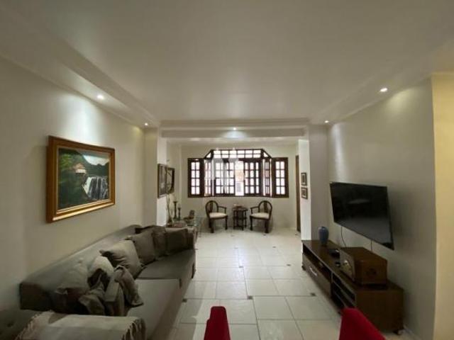 Sobrado em Gonzaga, Santos/SP de 145m² 3 quartos à venda por R$ 1.500.000,00