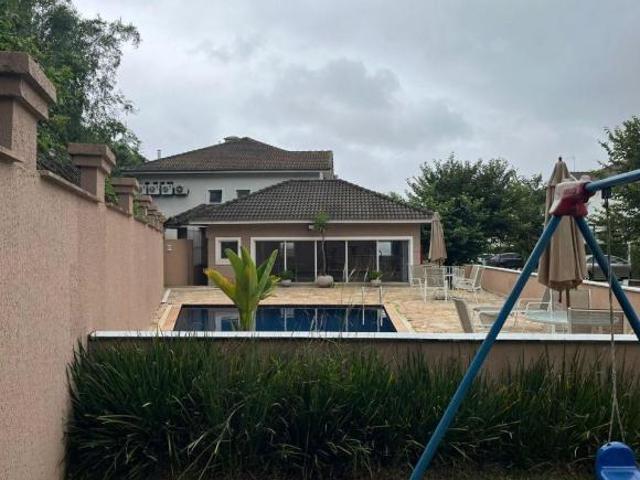 Sobrado em Granja Viana, Cotia/SP de 174m² 4 quartos à venda por R$ 1.060.000,00