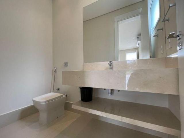 Sobrado em Higienópolis, Araçatuba/SP de 420m² 3 quartos à venda por R$ 2.700.000,00