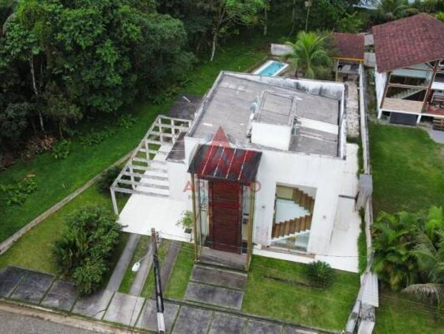 Sobrado em Horto Florestal, Ubatuba/SP de 350m² 3 quartos à venda por R$ 2.499.900,00