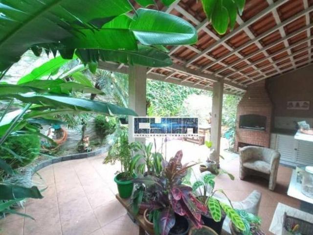 Sobrado em Itararé, São Vicente/SP de 175m² 3 quartos à venda por R$ 900.000,00