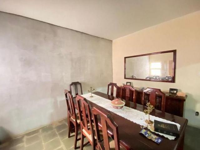 Sobrado em Ipanema, Araçatuba/SP de 270m² 5 quartos à venda por R$ 550.000,00