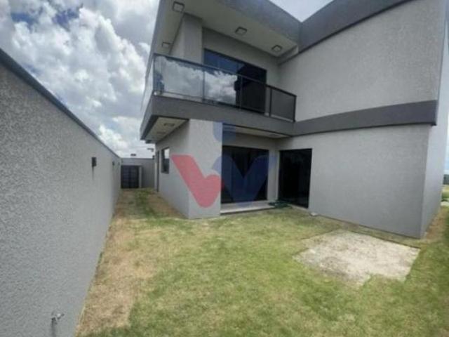 Sobrado em Ipê, São José dos Pinhais/PR de 196m² 3 quartos à venda por R$ 1.350.000,00