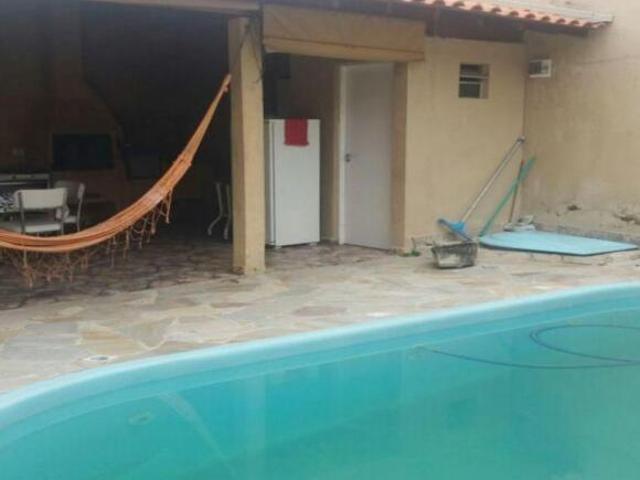 Sobrado em Jacareí, no bairro Jardim Terras de São João, à venda