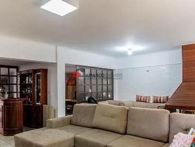 Sobrado em Jardim
