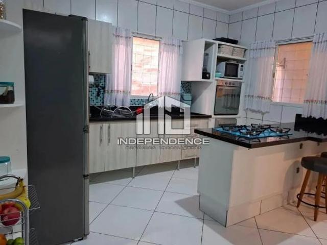 Sobrado em Jardim Torrão de Ouro, São José dos Campos/SP de 199m² 3 quartos à venda por R$ 490.000,0
