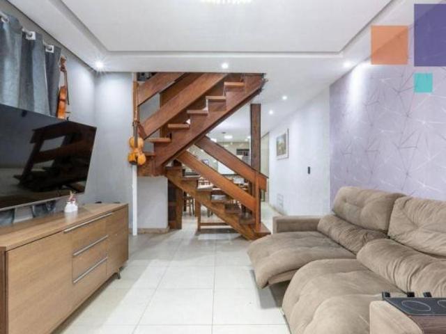 Sobrado em Jardim Três Marias, Taboão da Serra/SP de 160m² 4 quartos à venda por R$ 630.000,00