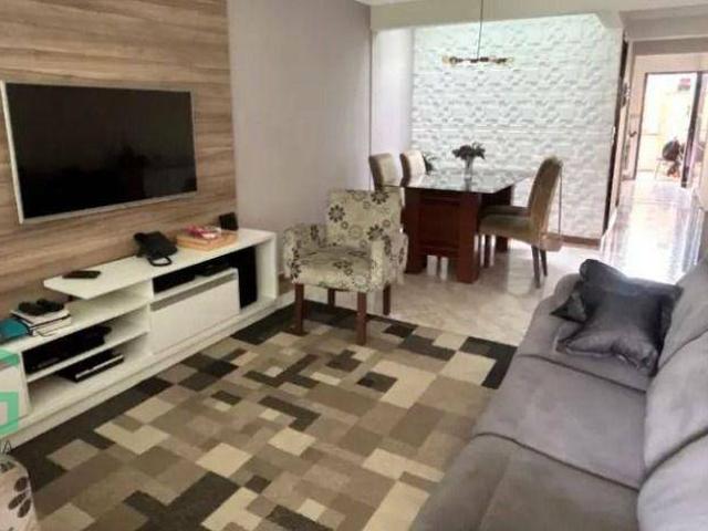 Sobrado em Jardim Triana, São Paulo/SP de 102m² 3 quartos à venda por R$ 660.000,00 ou para locação R$ 3.600,00/mes