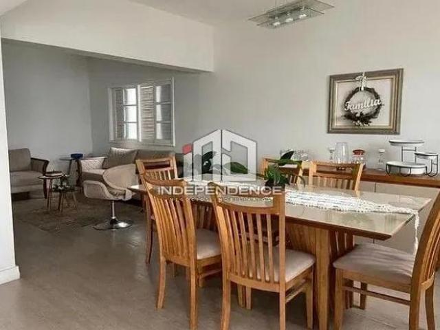 Sobrado em Jardim Valparaíba, São José dos Campos/SP de 320m² 3 quartos à venda por R$ 950.000,00