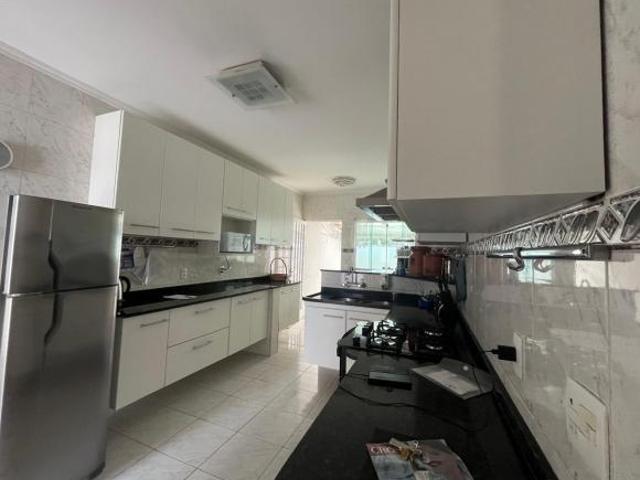 Sobrado em Jardim Vila Inglesa, Sorocaba/SP de 242m² 3 quartos à venda por R$ 1.200.000,00 ou para l