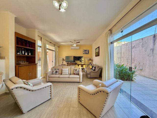 Sobrado em Jardim Virgínia, Guarujá/SP de 300m² 4 quartos à venda por R$ 874.000,00