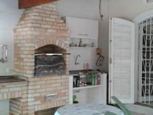 Sobrado em Jardim Avelino