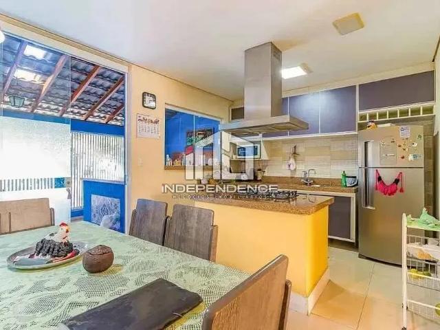 Sobrado em Jardim Bela Vista, São José dos Campos/SP de 134m² 3 quartos à venda por R$ 598.000,00