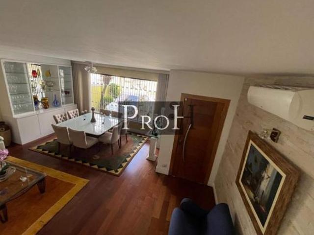 Sobrado em Jardim Bela Vista, Santo André/SP de 201m² 3 quartos à venda por R$ 1.375.000,00